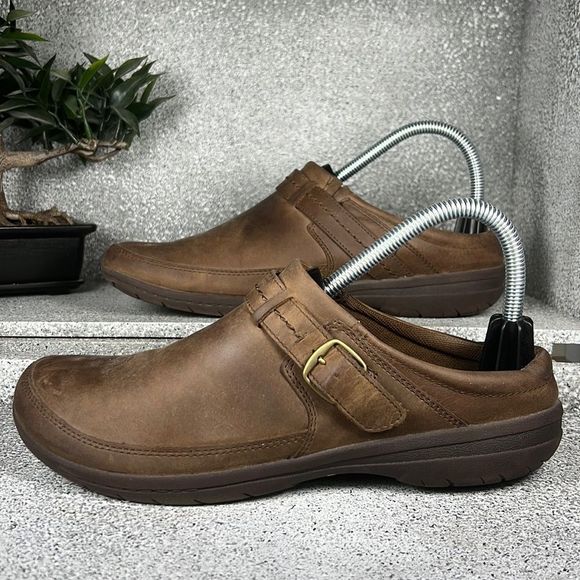 Merrell | Shoes | Merrell Dark Earth Leatherslip Onclogs Shoes Mules ...